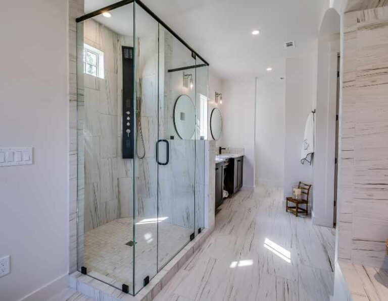 13 Different Types of Showers and Things To Consider - Fairhope Walk-in ...