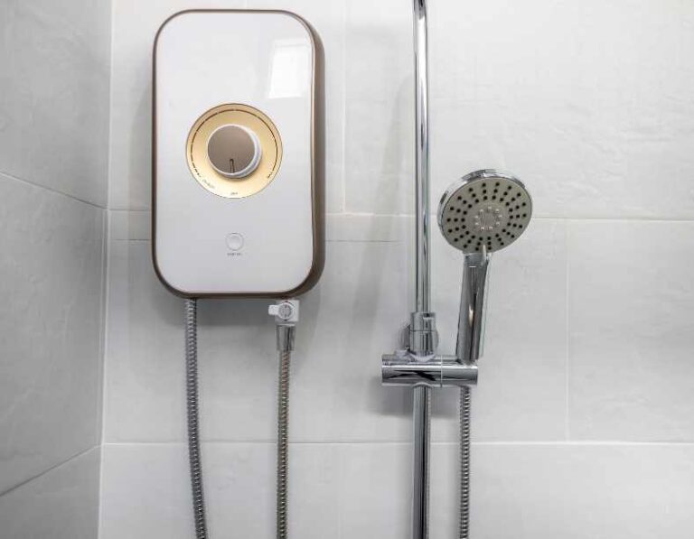 13 Different Types of Showers and Things To Consider - Fairhope Walk-in ...