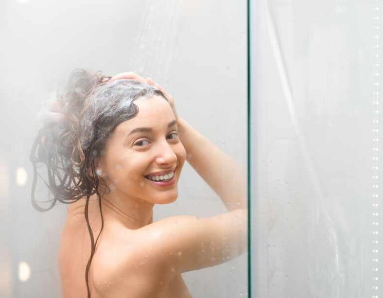 Hot Vs. Cold Showers: Which Is Better For You? - Fairhope Walk-in ...